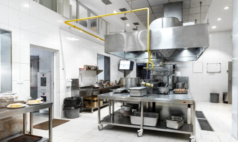 Restaurant Kitchen Design and Layout: Maximizing Efficiency and ...